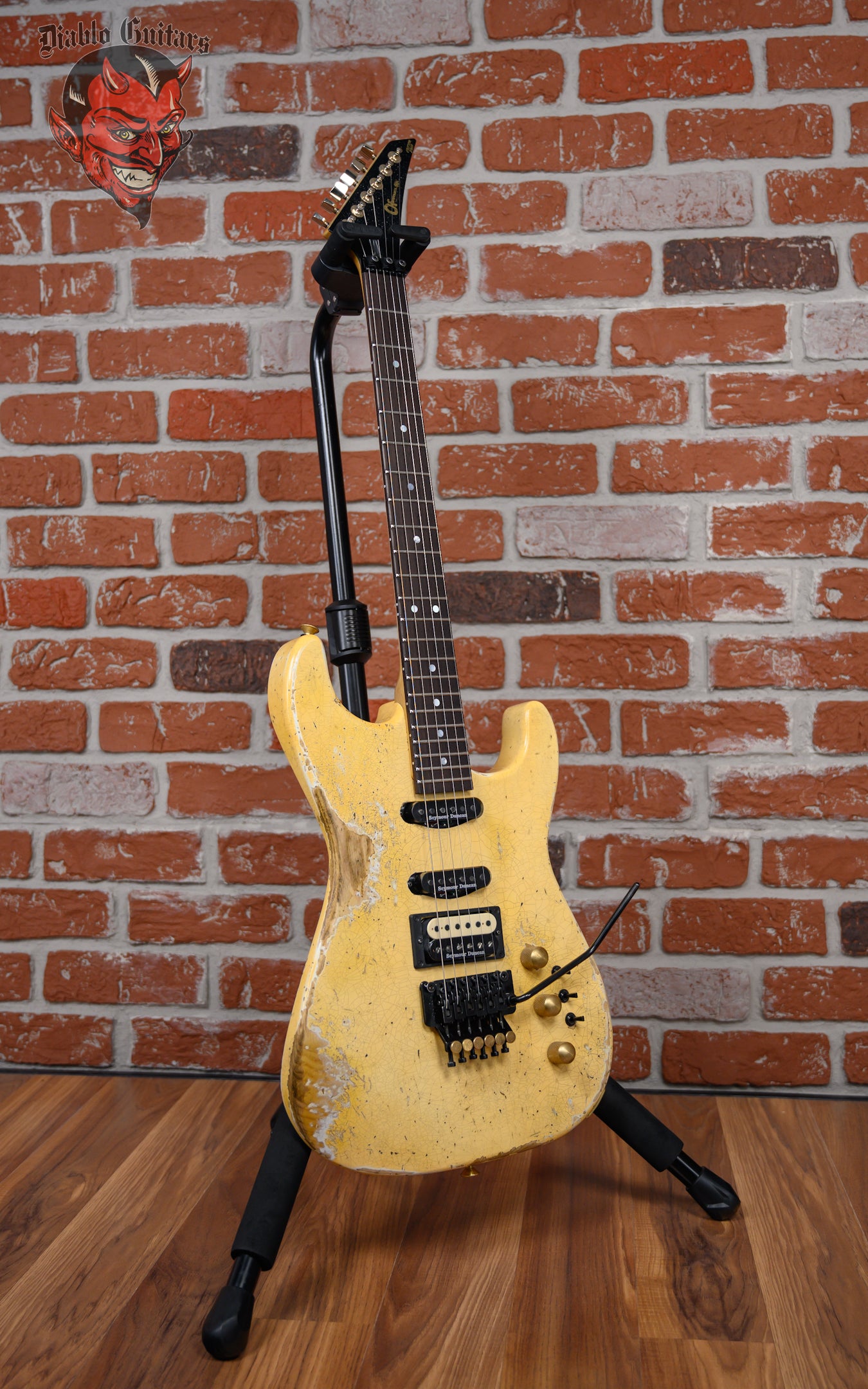 Charvel USA Custom Shop Music Zoo Exclusive ‘84 San Dimas HSS Heavy Re ...