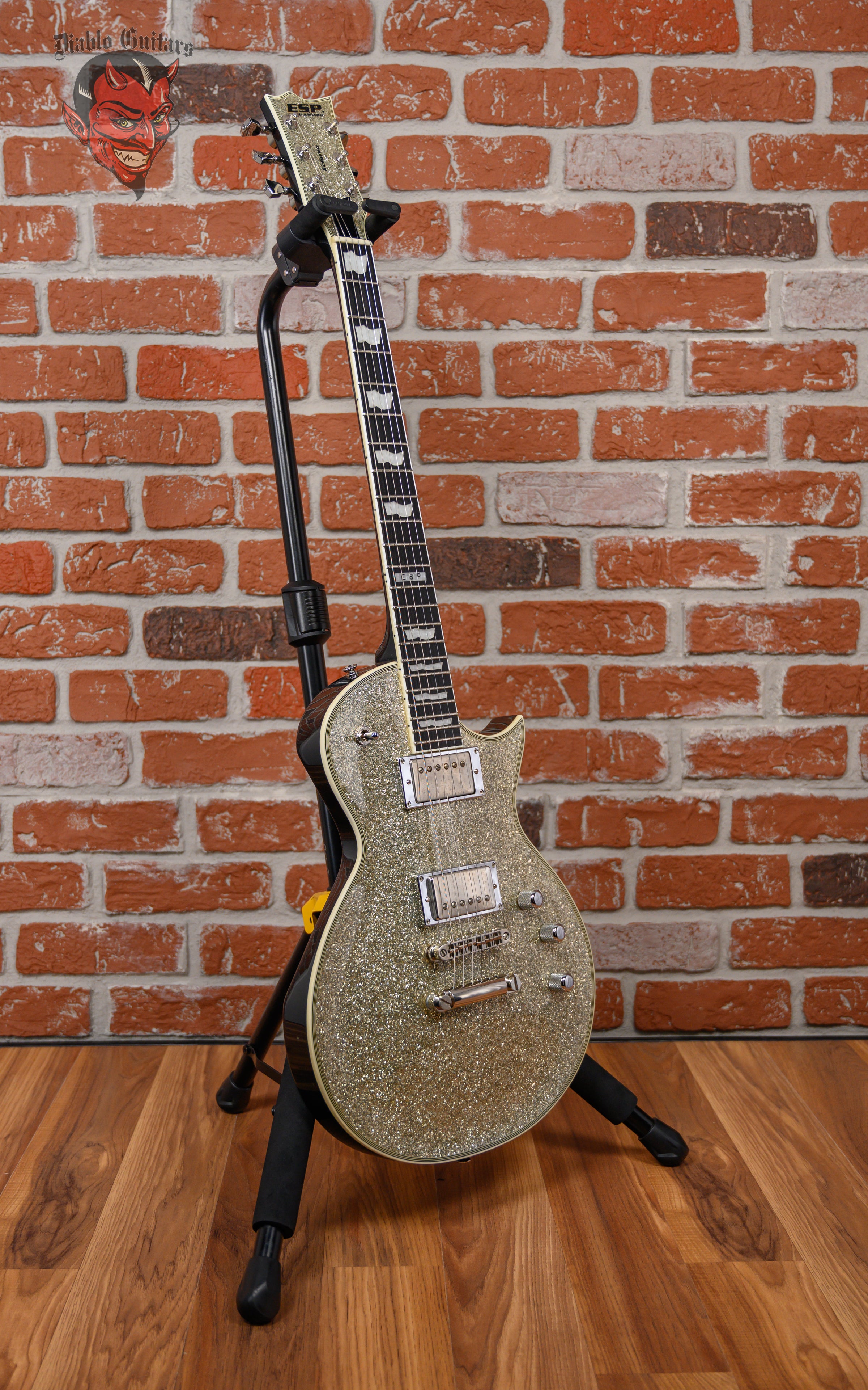 ESP Standard Eclipse-II Silver Sparkle 2013 w/OHSC – Diablo Guitars