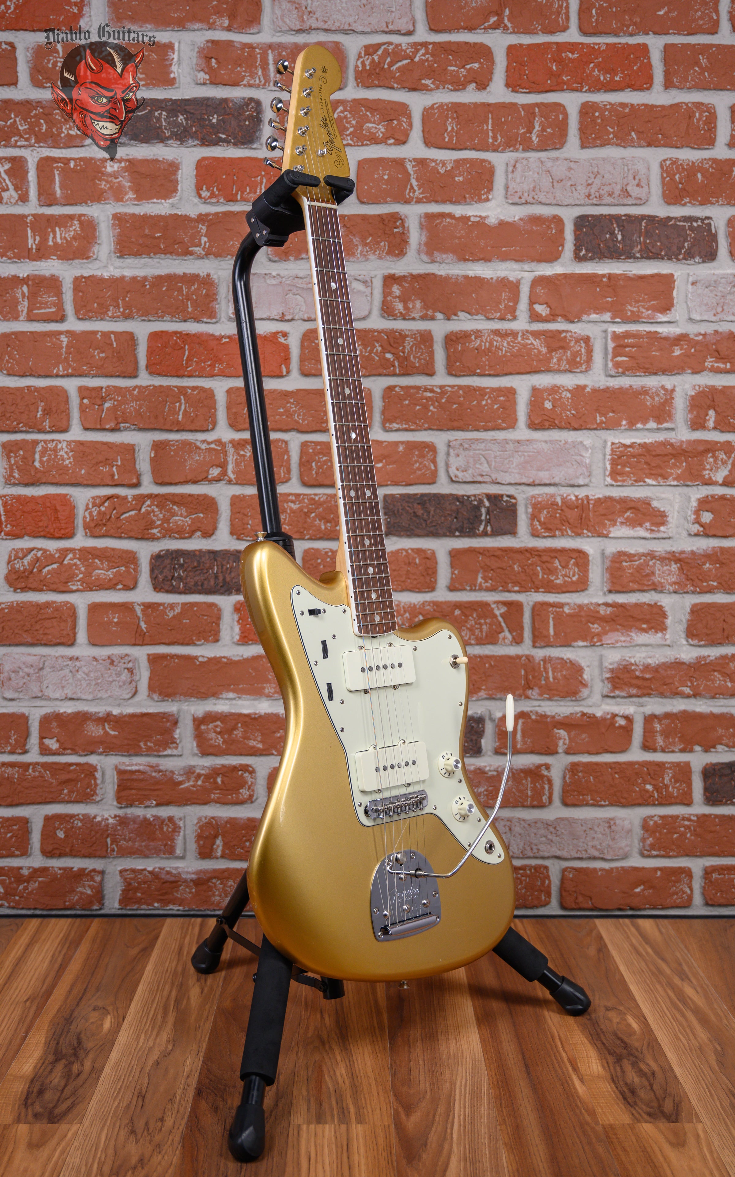 Fender American Vintage “Thin Skin” Jazzmaster Aztec Gold 2015 w/OHSC ...